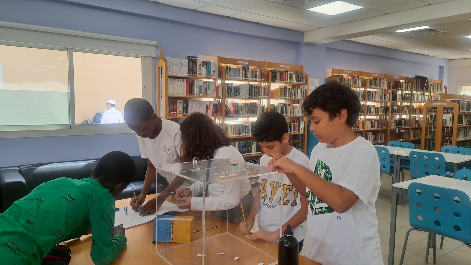 Le CDI, un lieu de vie au coeur de l’EFID | ÉCOLE FRANCAISE INTERNATIONALE DE DJEDDAH